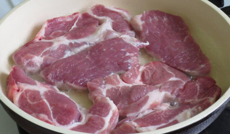 Mare atentie! Ce ingrasa mai tare: carnea de pui, branzeturile sau ...